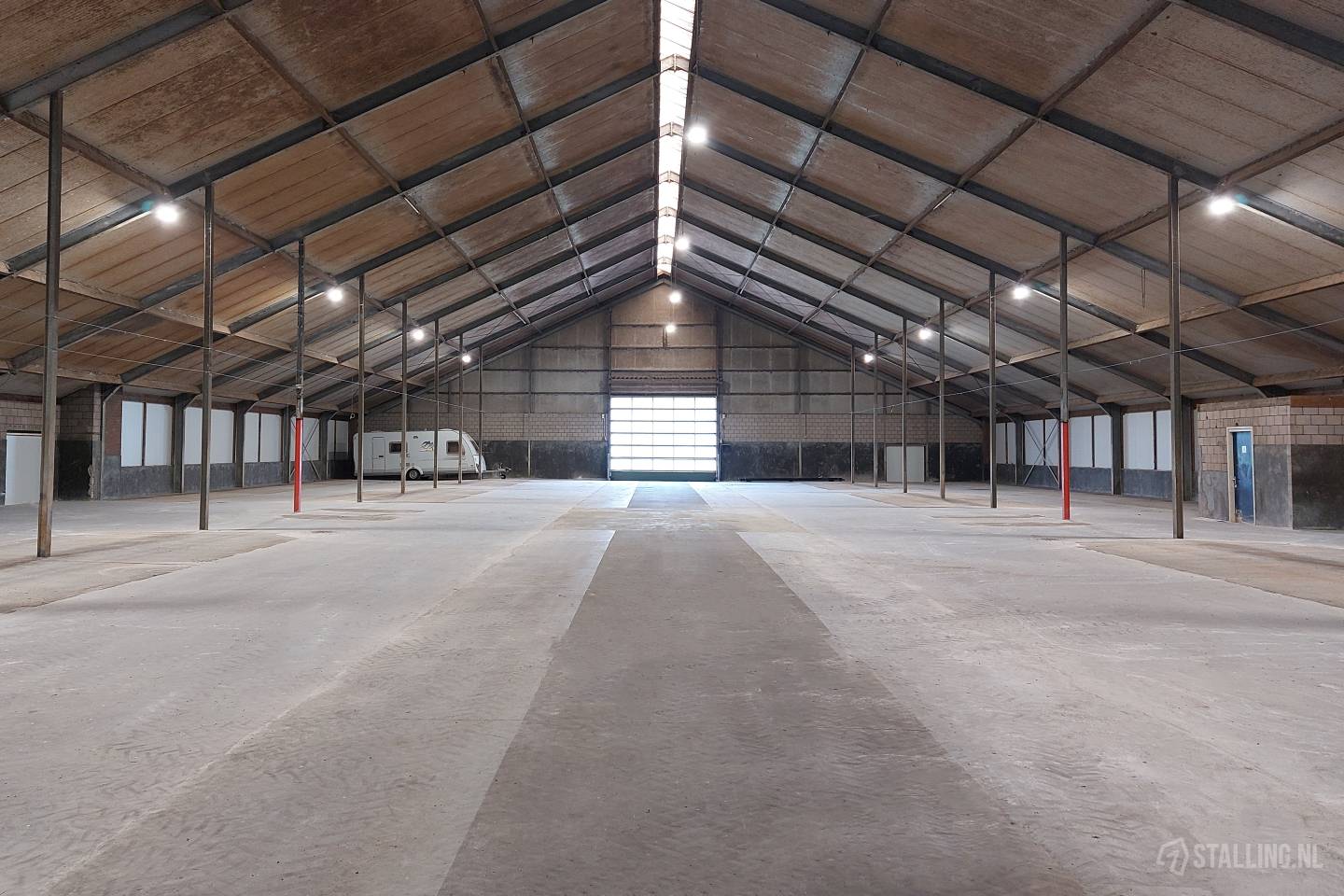 Caravanstalling in Landhorst - Stalling de Streep | 1Stalling